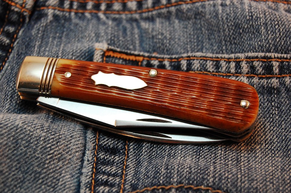 First Case/Traditional folder. | Page 2 | BladeForums.com